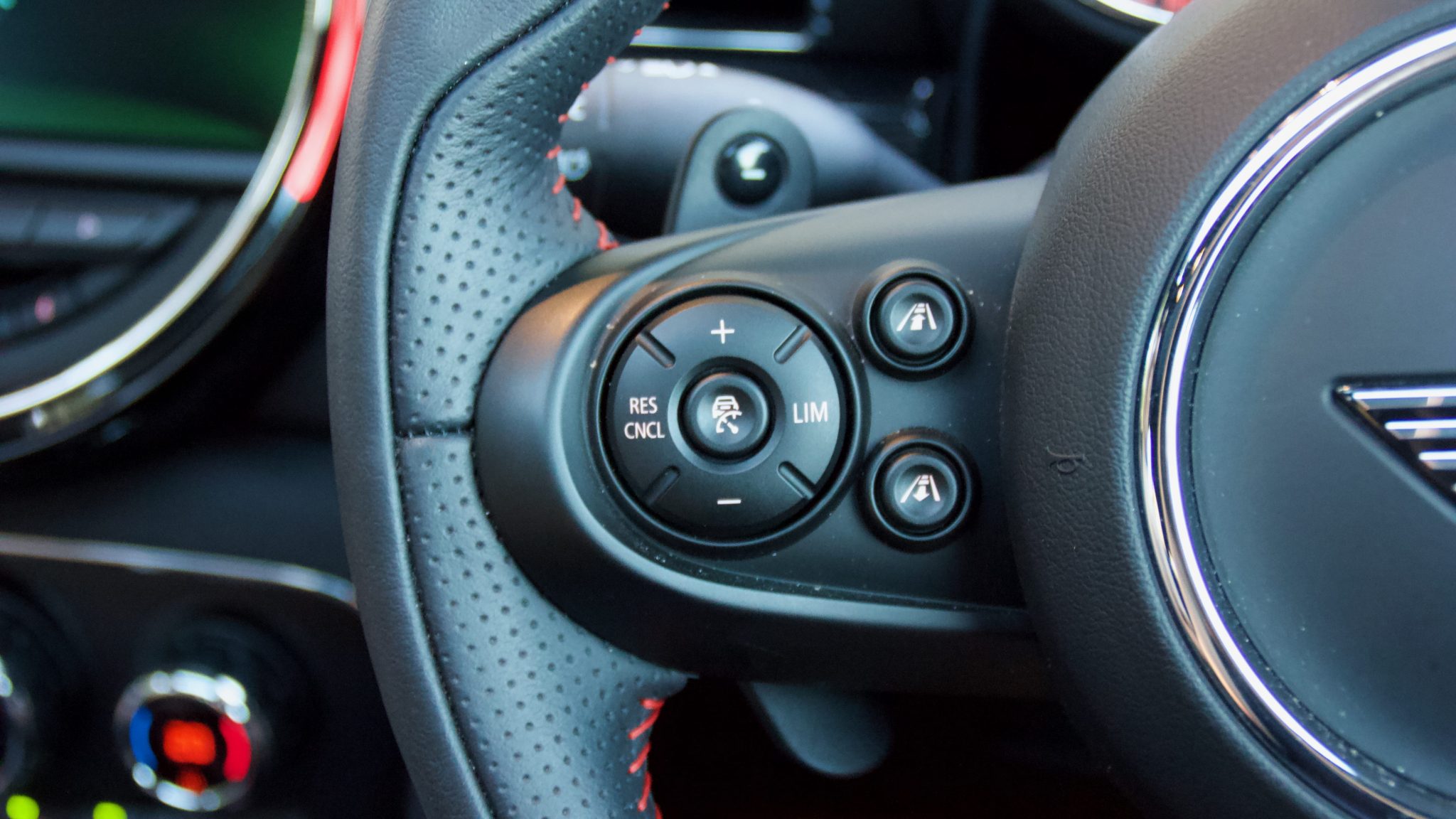 2019 Mini Clubman S Review: We Love A Small Wagon | DiscoverAuto