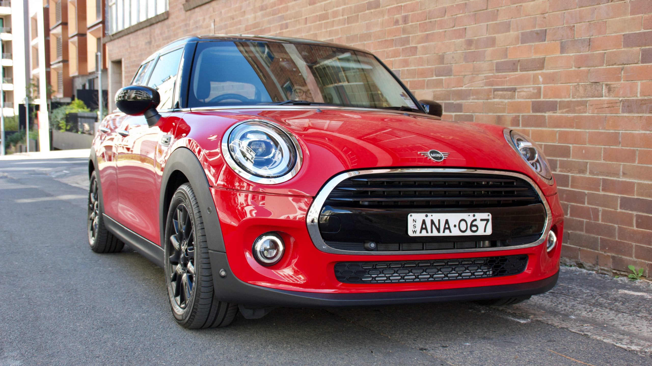 2020 MINI Cooper 5-Door Review | DiscoverAuto