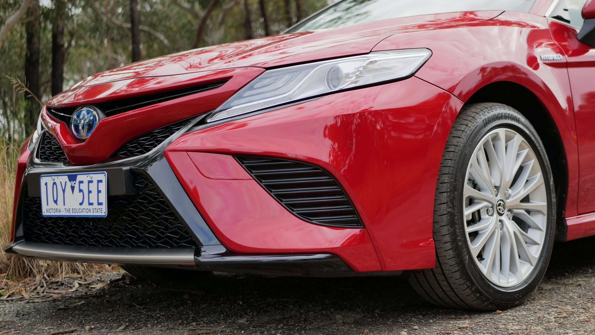 2020 Toyota Camry SL Hybrid Review: the Best Family Car? | DiscoverAuto