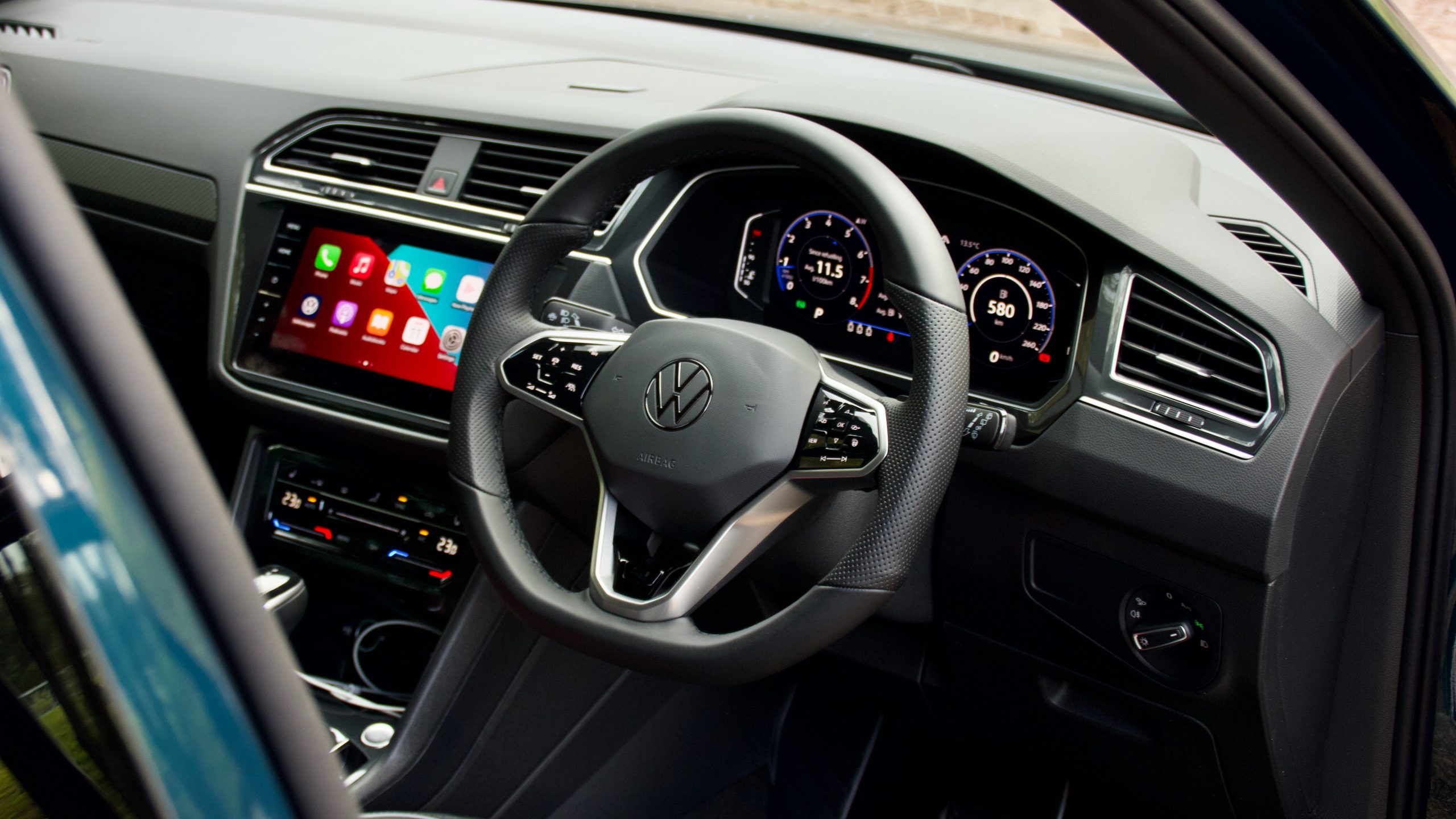 2021 Volkswagen Tiguan 162TSI R-Line Review | DiscoverAuto