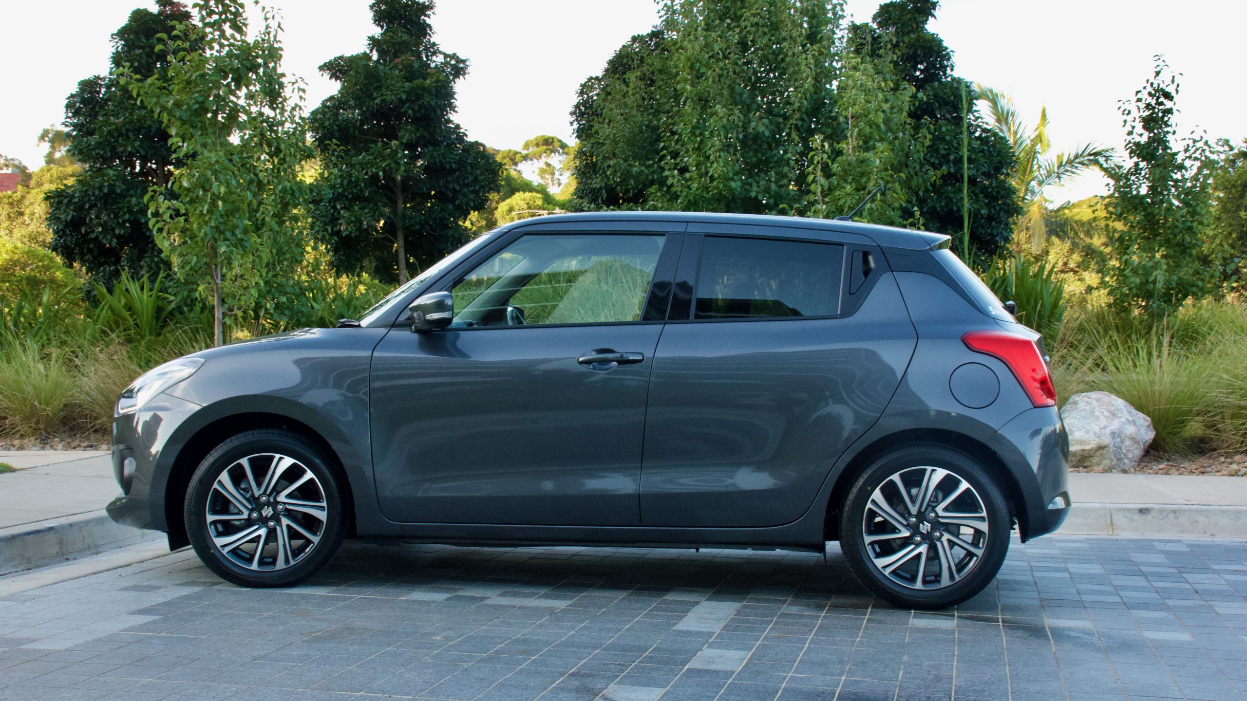 2021 Suzuki Swift GLX Turbo Review | DiscoverAuto