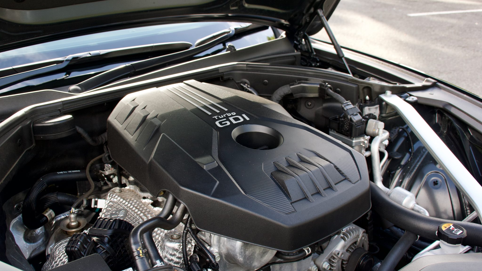 2022 Genesis G70 2.0T Luxury Review | DiscoverAuto