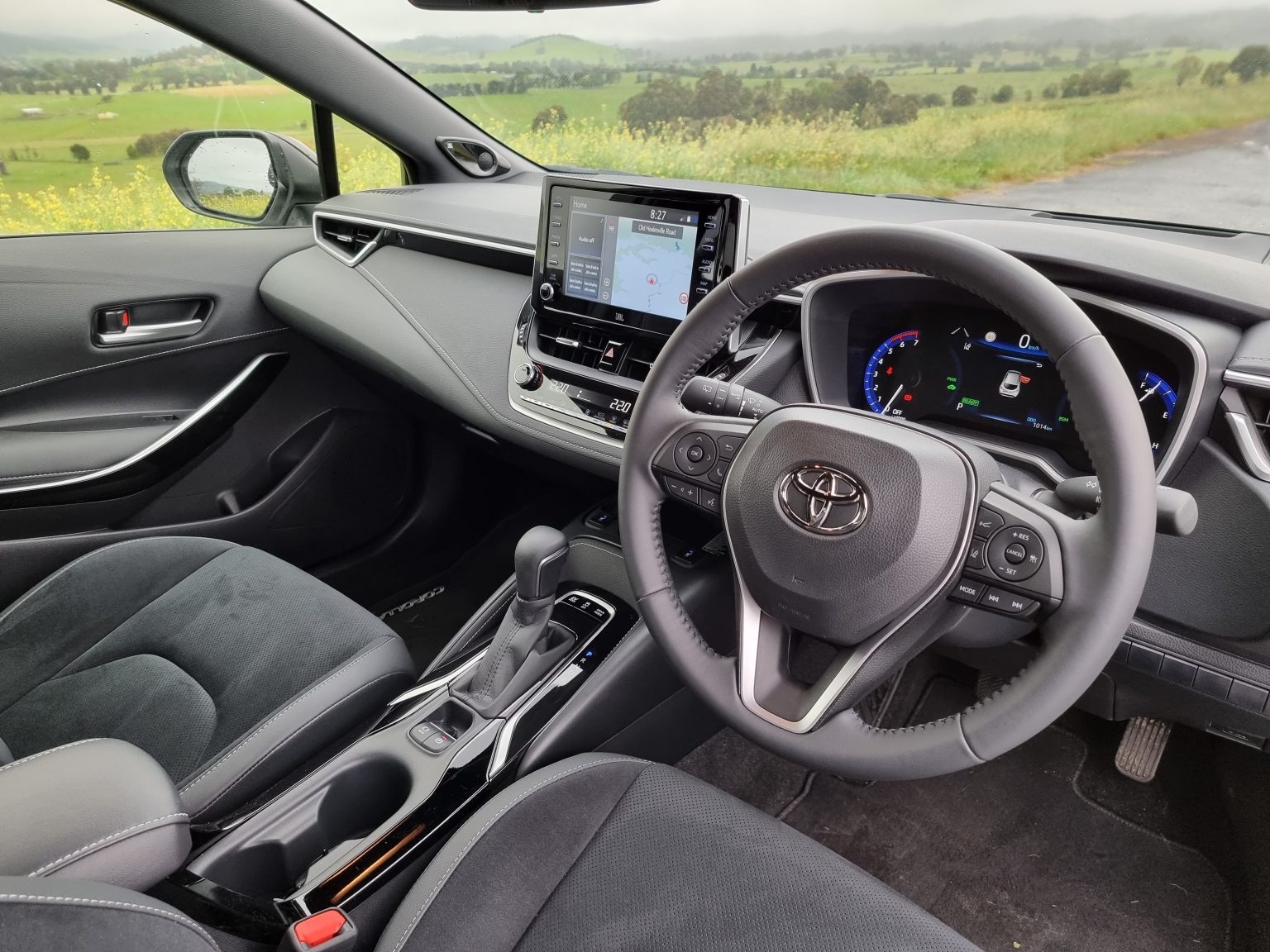 2022 Toyota Corolla ZR Hybrid Review | DiscoverAuto