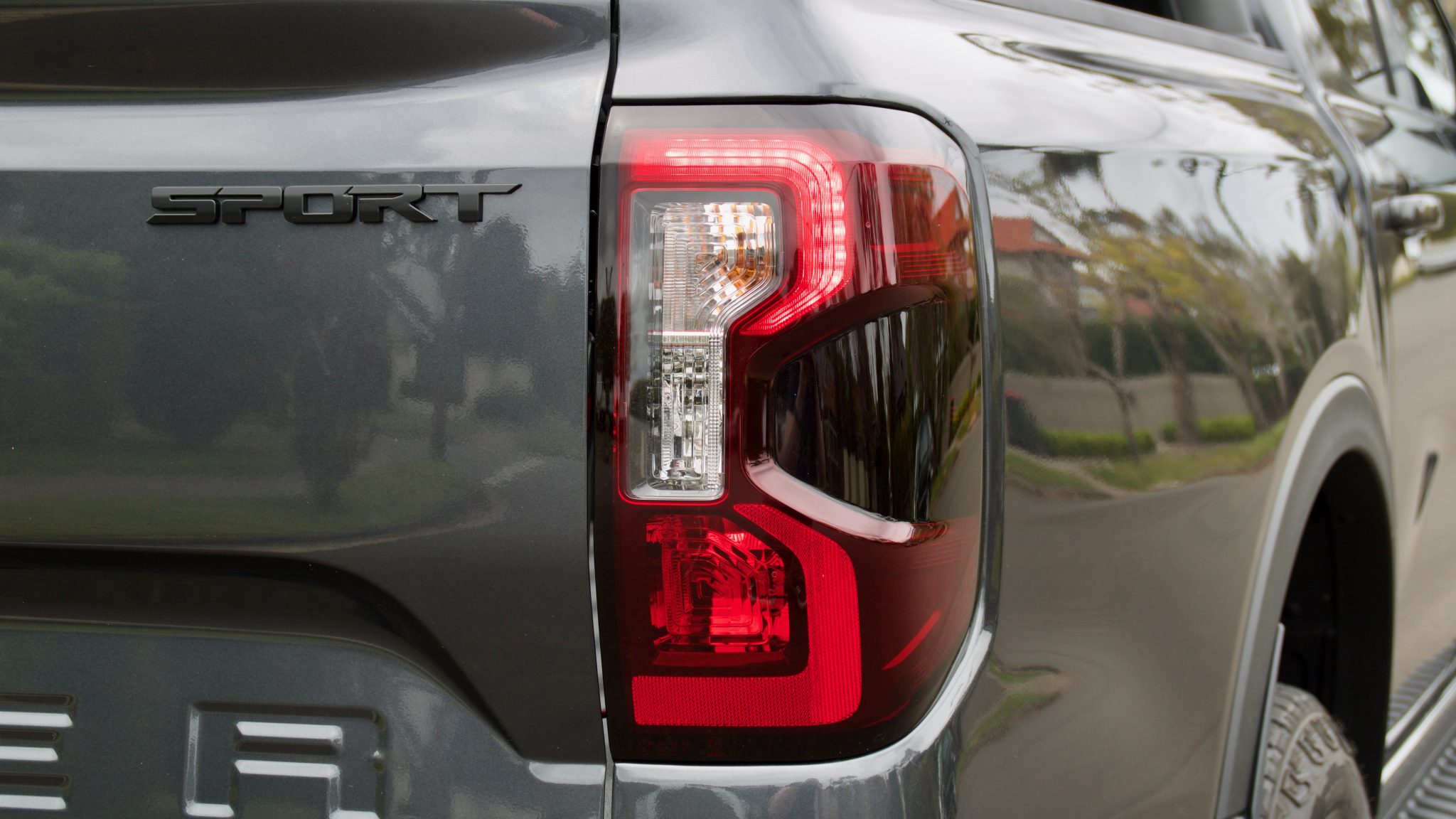 2022 Ford Ranger Sport 2.0L Bi-Turbo Review | DiscoverAuto