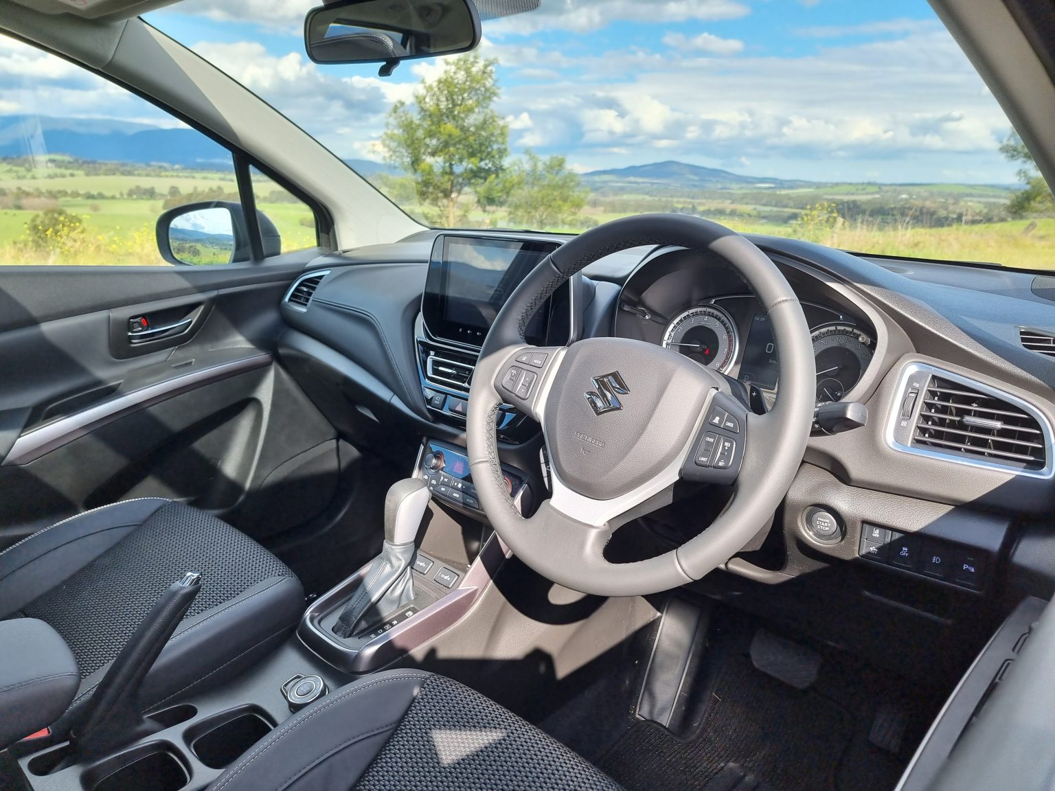 2023 Suzuki S-Cross Review | DiscoverAuto