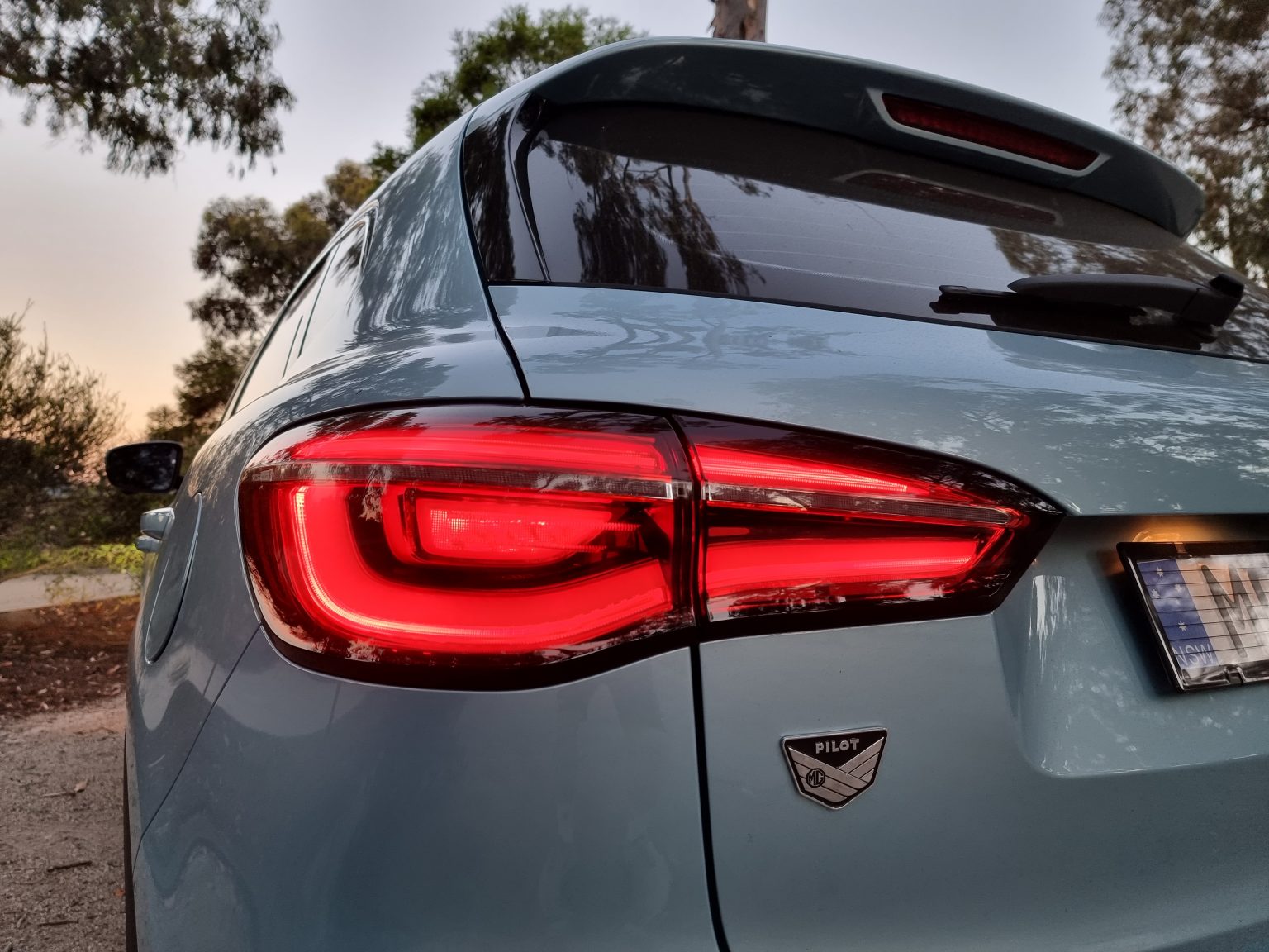 2022 MG HS Plus EV Essence Plug-In Hybrid Review | DiscoverAuto