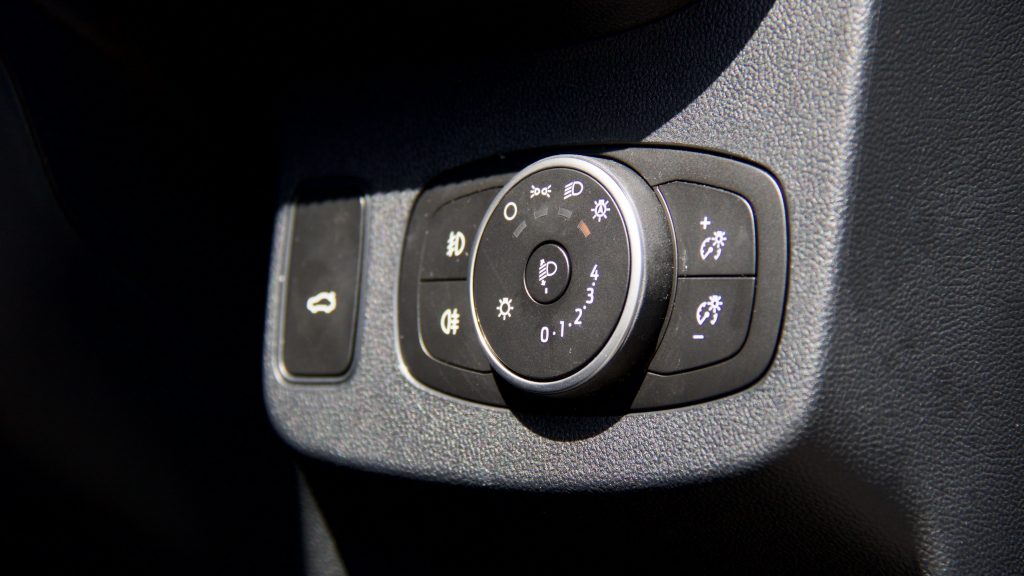 2022 Ford Puma ST-Line V 1.0L EcoBoost Review | DiscoverAuto