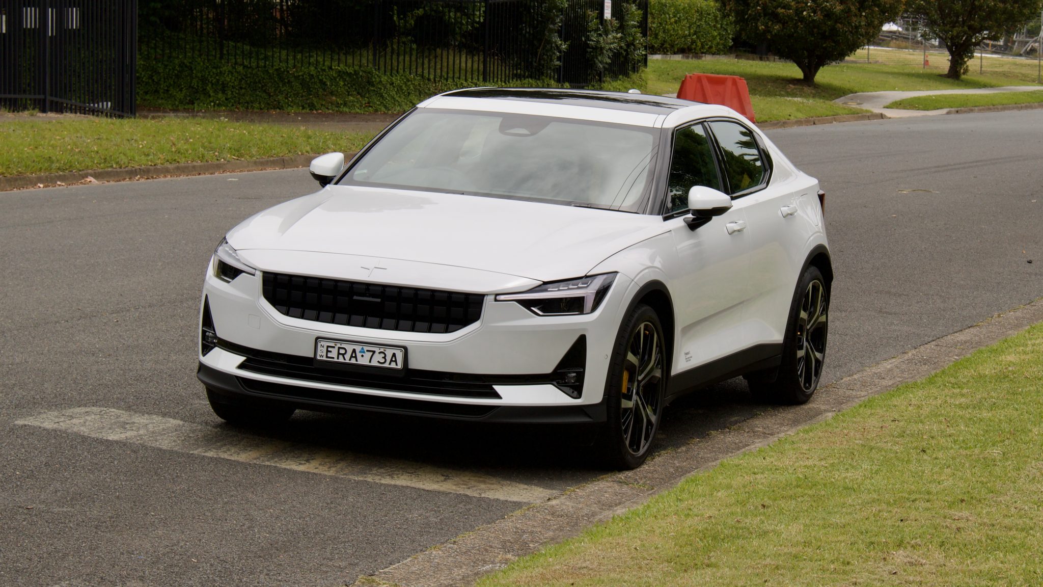 2022 Polestar 2 Long Range Dual Motor Review | DiscoverAuto