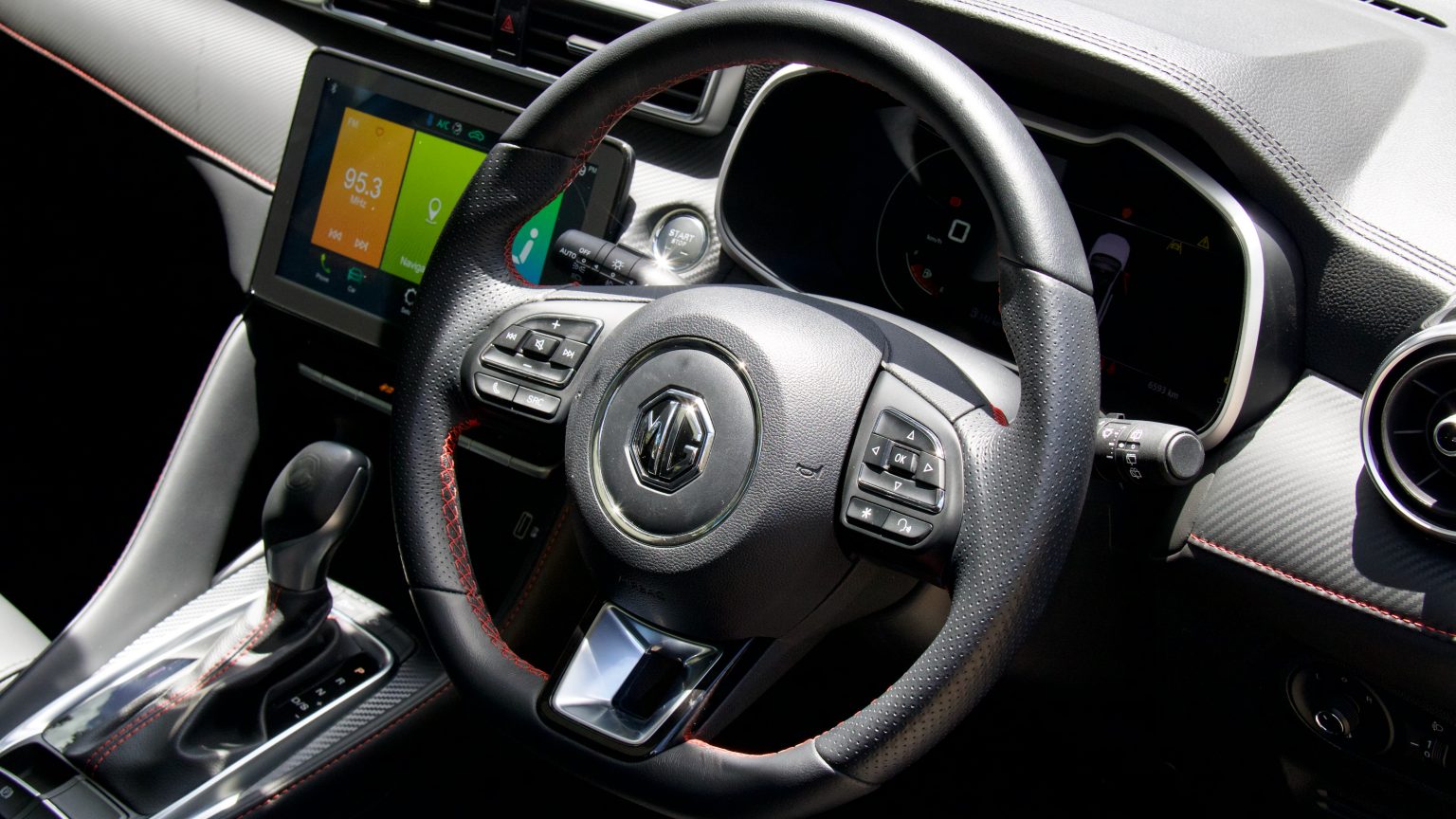 2023 MG ZST Essence Review | DiscoverAuto