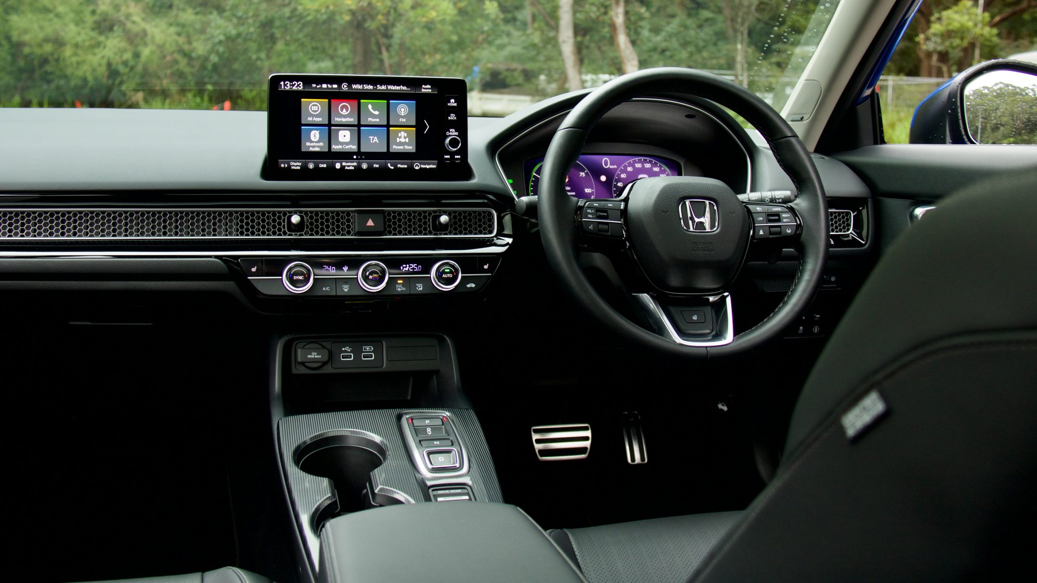 2023 Honda Civic e:HEV LX Hybrid Review | DiscoverAuto