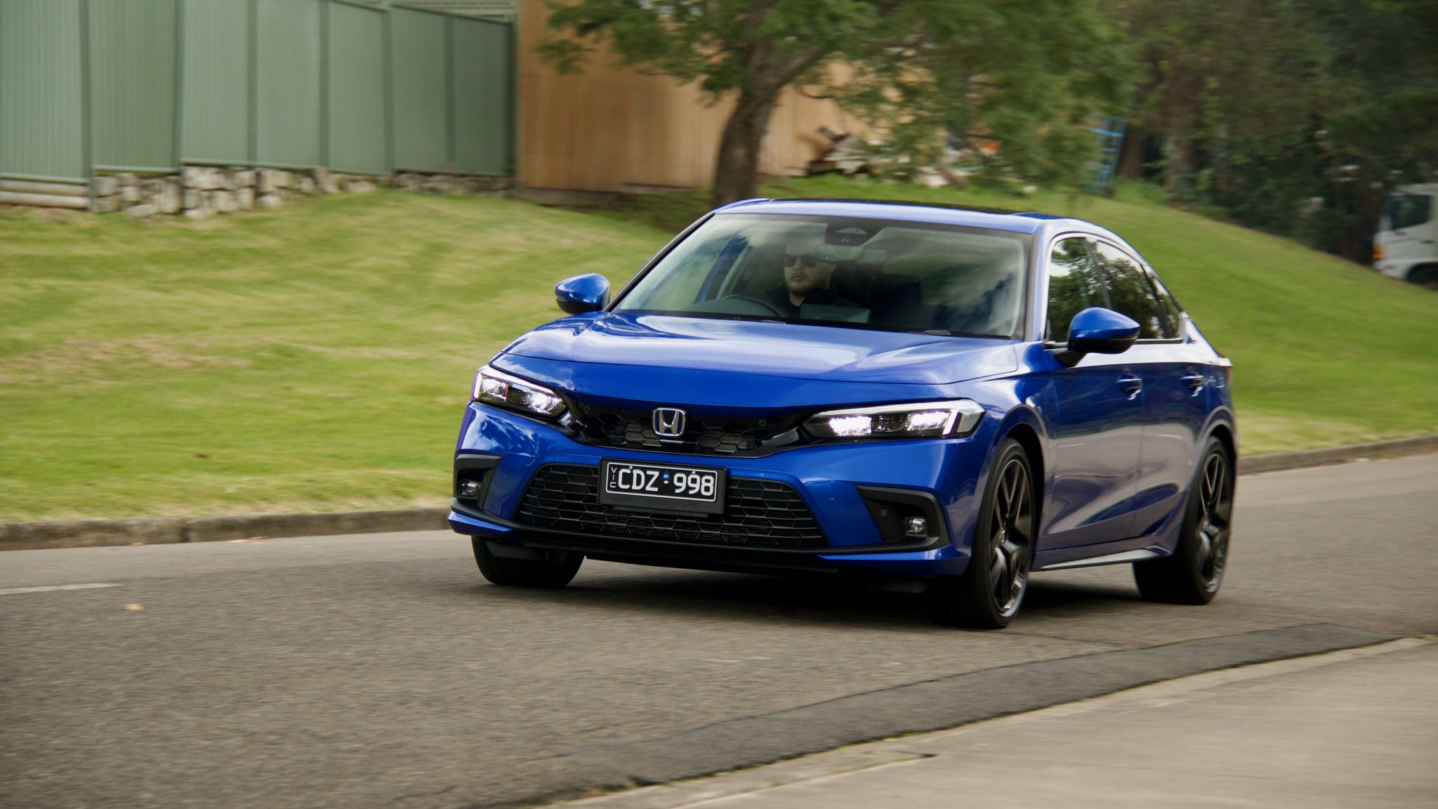 2023 Honda Civic e:HEV LX Hybrid Review | DiscoverAuto