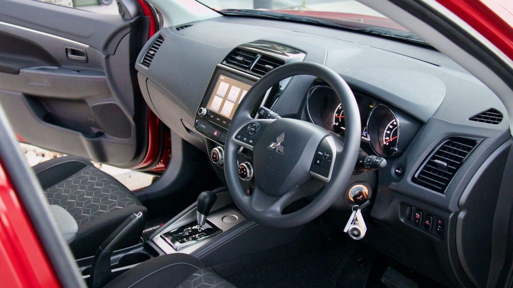 2023 Mitsubishi ASX ES Review | DiscoverAuto