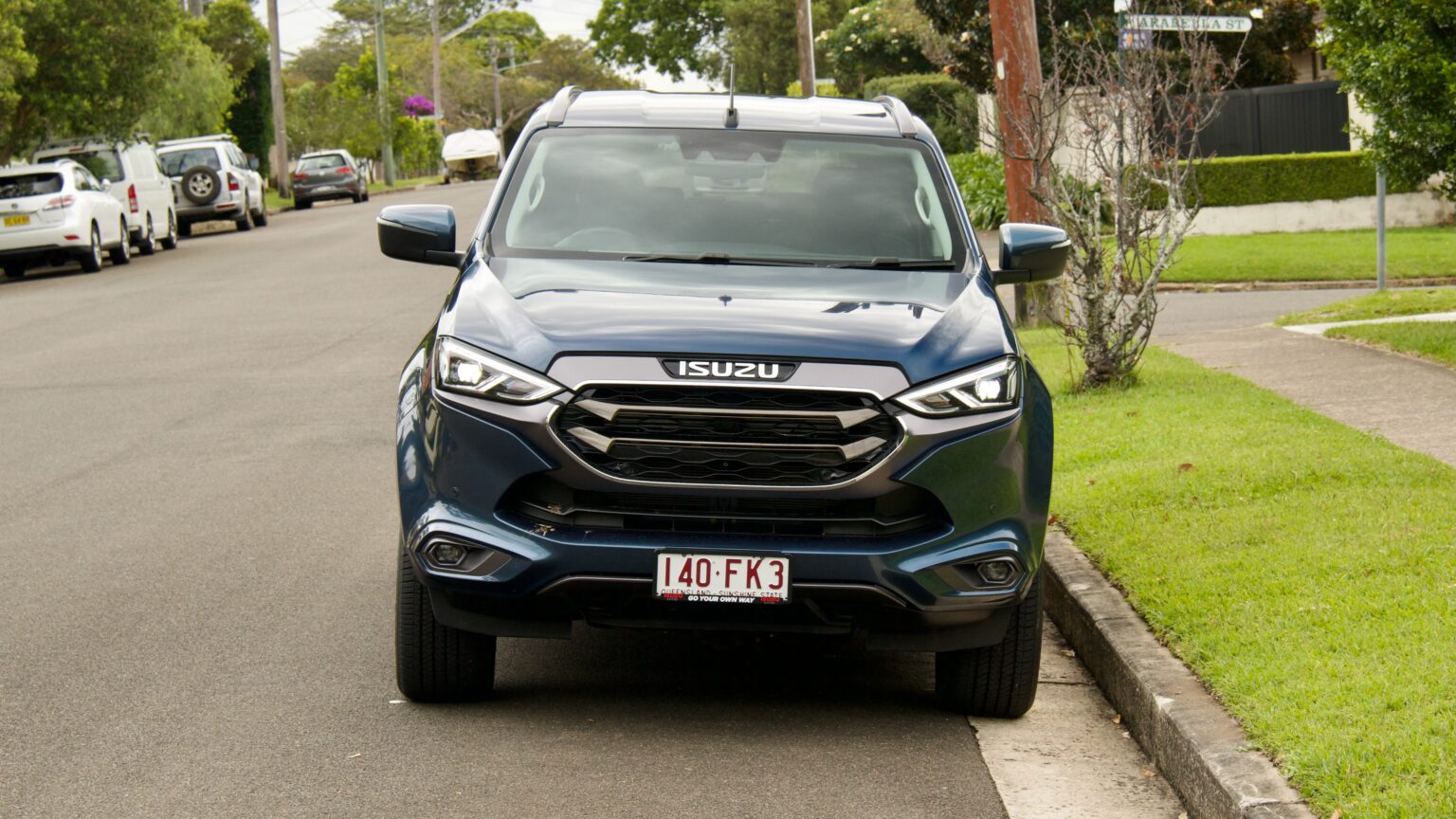 2023 Isuzu MU-X LS-T 4x4 Review | DiscoverAuto