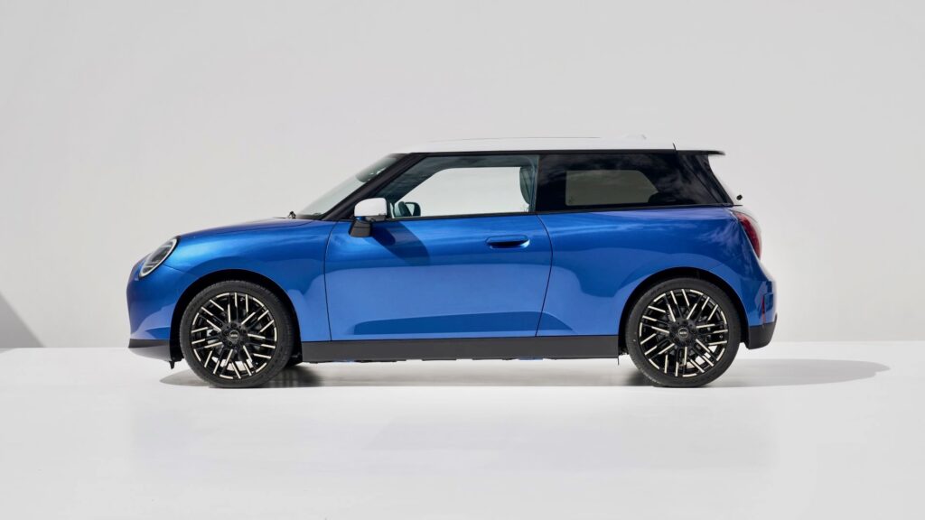 2024 Mini Cooper Revealed Ahead of 2024 Australian Release | DiscoverAuto