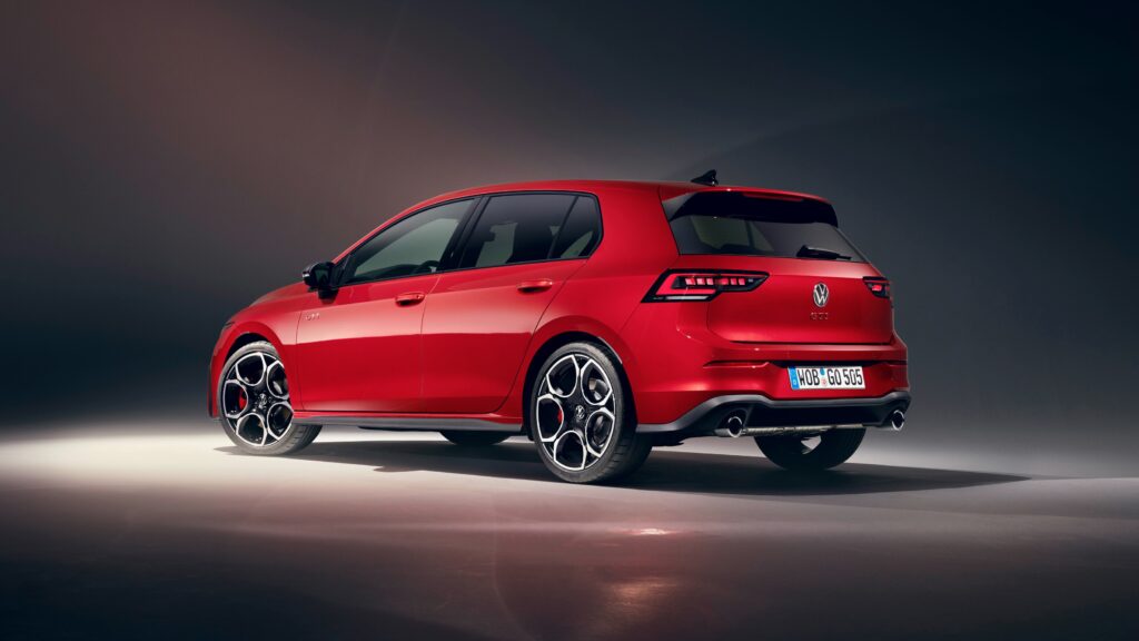 2025 Volkswagen Golf Facelift Revealed, Due Locally in 2025 | DiscoverAuto