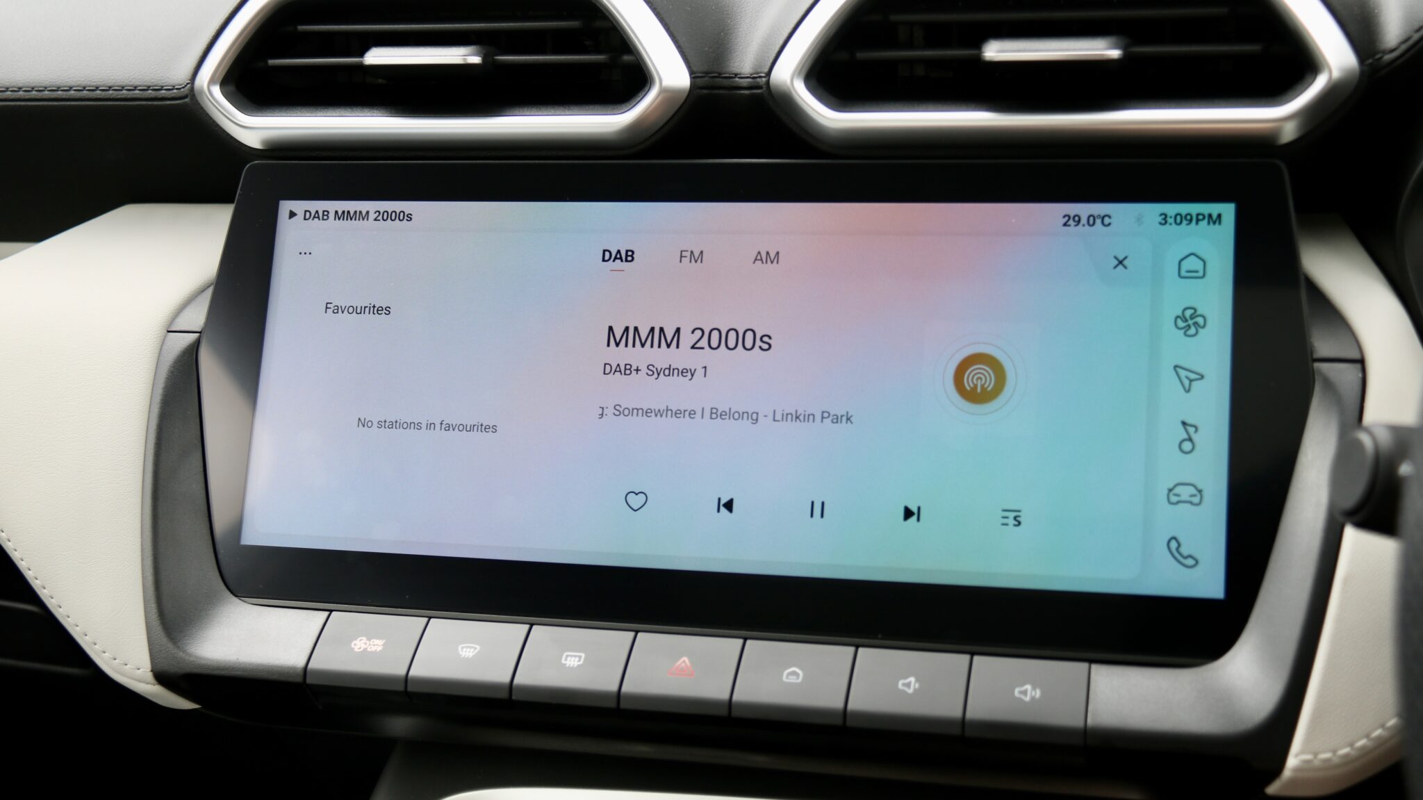 2025 MG ZS Hybrid+ Review | DiscoverAuto